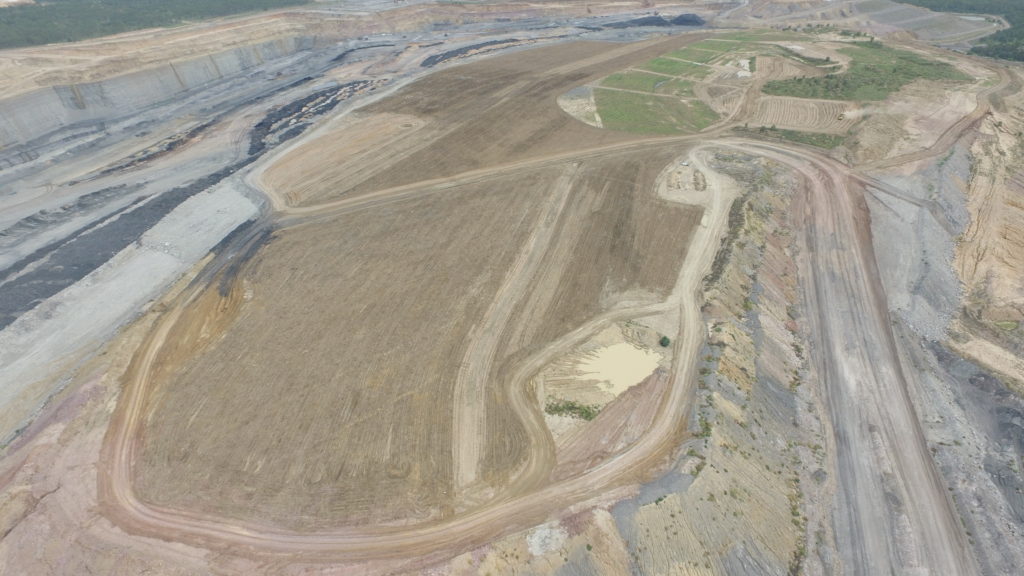 Middlemount Mine - Northern Dump Batter Rehab Works - AE Group Civil ...